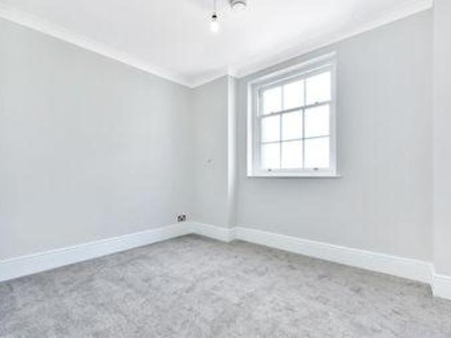 2 Bedrooms Flat for rent in George Street, Marylebone W1H