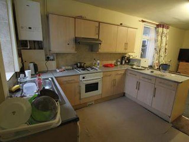 2 Bedrooms Flat for rent in Gf Flat, 3 Lochaber Street, Roath, Cardiff CF24