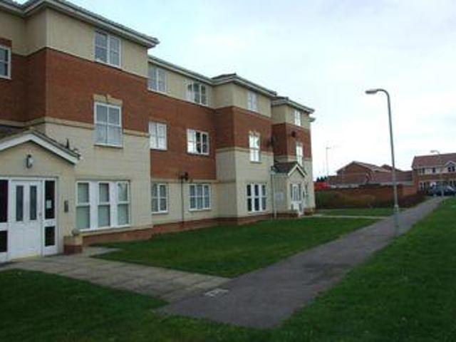 2 Bedrooms Flat for rent in Gillespie Close, Bedford MK42