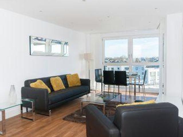 2 Bedrooms Flat for rent in Gillespie House, Queensland Road, Queensland Terrace N7