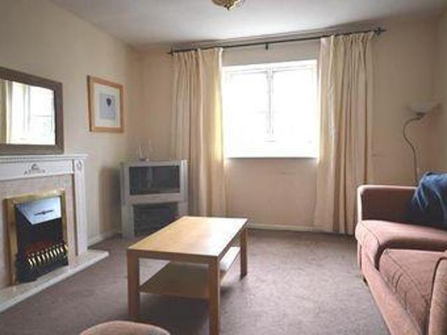 2 Bedrooms Flat for rent in Gilmerton Dykes Road, Edinburgh EH17