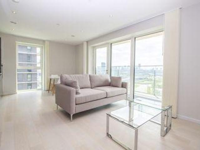 2 Bedrooms Flat for rent in Glasshouse Gardens, Cassia Point, Stratford E20