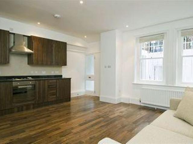 2 Bedrooms Flat for rent in Gledstanes Road, Barons Court W14