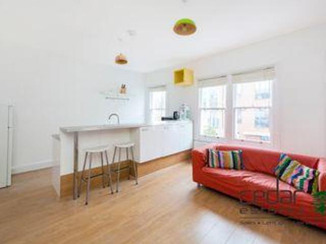 2 Bedrooms Flat for rent in Glengall Road, Kilburn NW6