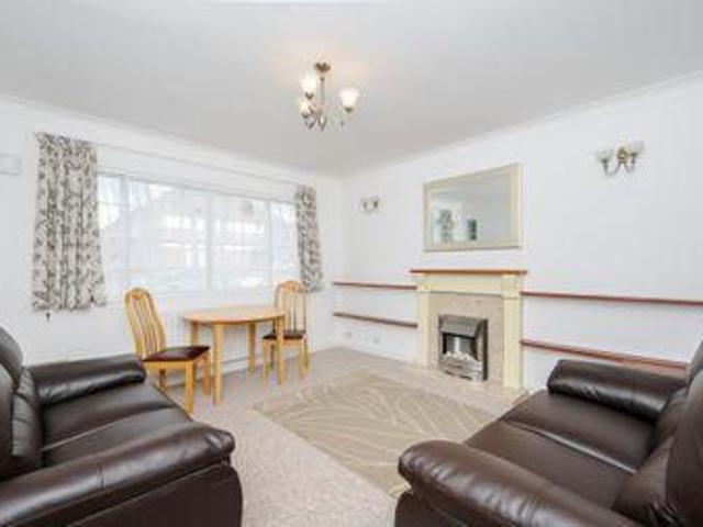 2 Bedrooms Flat for rent in Glenhill Close, Finchley N3