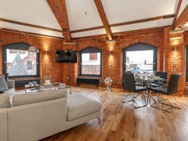 2 Bedrooms Flat for rent in Globe House, 30 34 Southall Street, Manchester M3