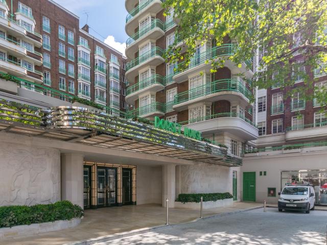 2 Bedrooms Flat for Rent in Gloucester Place | Foxtons