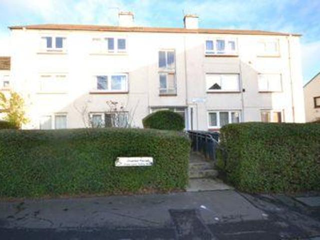 2 Bedrooms Flat for rent in Gracemount Avenue, Gracemount, Edinburgh EH16