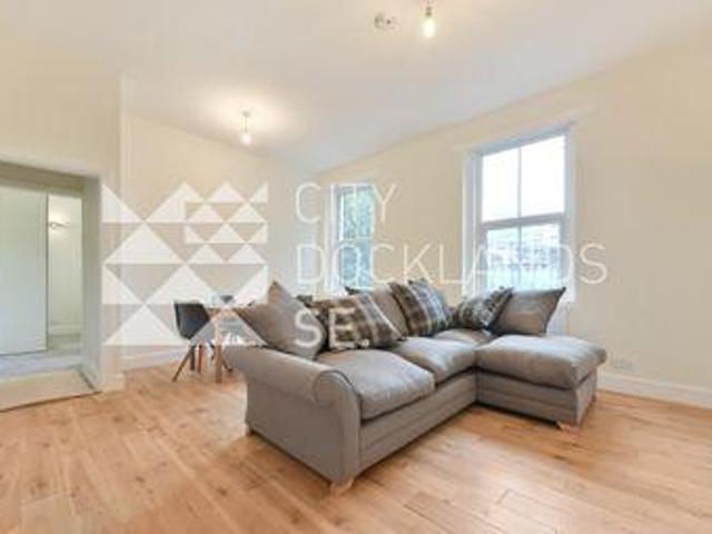 2 Bedrooms Flat for rent in Grange Road, London SE1