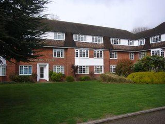 2 Bedrooms Flat for rent in Grange Road, Sutton SM2