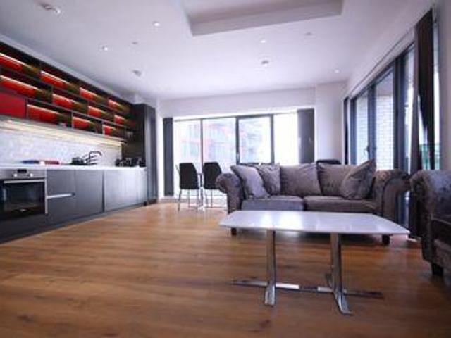 2 Bedrooms Flat for rent in Grantham House, London E14
