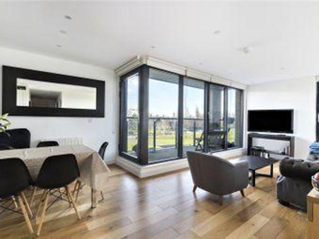 2 Bedrooms Flat for rent in Graphite Point, 36 Palmers Road, London E2