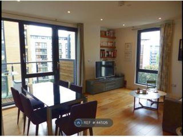2 Bedrooms Flat for rent in Graphite Point, London E2
