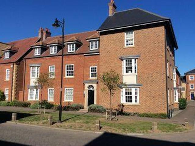 2 Bedrooms Flat for rent in Great Denham, Bedford MK40