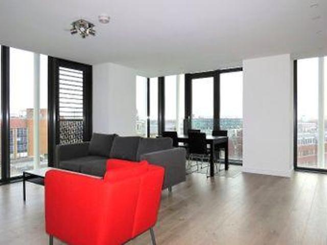 2 Bedrooms Flat for rent in Great Eastern Road, Stratford E15
