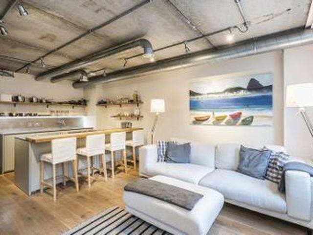 2 Bedrooms Flat for rent in Great Suffolk Street, London SE1