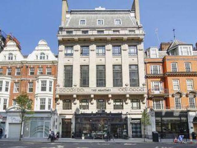 2 Bedrooms Flat for rent in Great Portland Street, London W1W