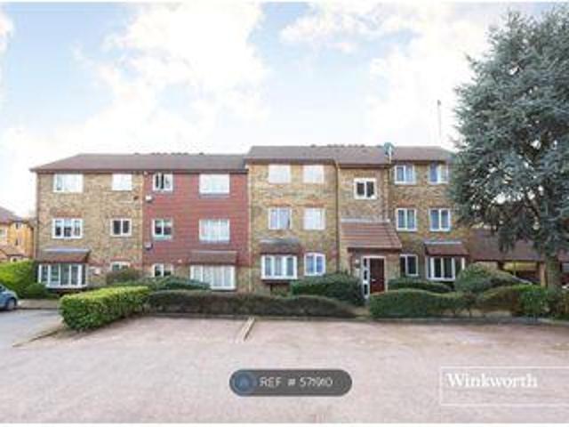 2 Bedrooms Flat for rent in Greenway Close, London N11