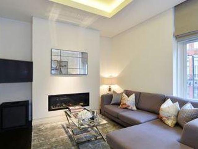 2 Bedrooms Flat for rent in Green Street, Mayfair, London W1