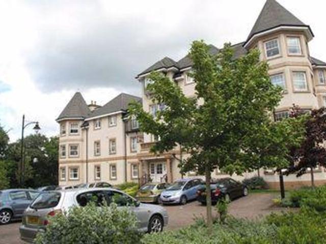 2 Bedrooms Flat for rent in Greenbank Drive, Greenbank Village EH10
