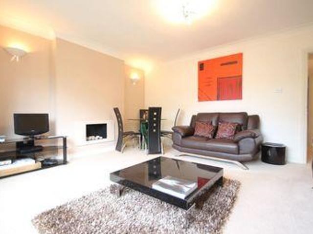 2 Bedrooms Flat for rent in Greenbury Lodge, 46 Albemarle Road BR3