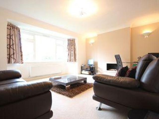 2 Bedrooms Flat for rent in Greenbury Lodge, 46 Albemarle Road BR3