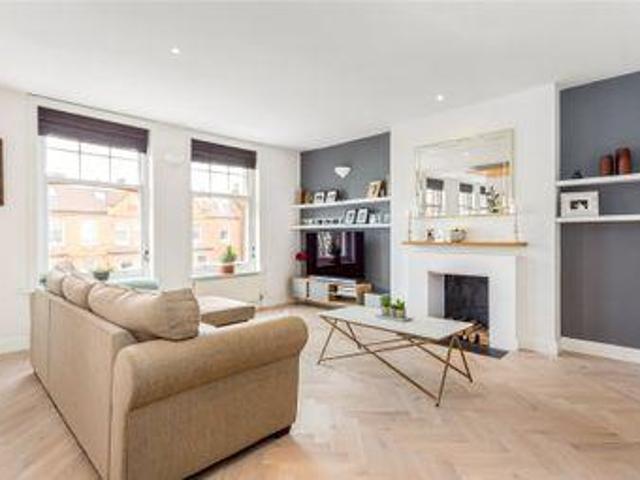 2 Bedrooms Flat for rent in Greencroft Gardens, London NW6