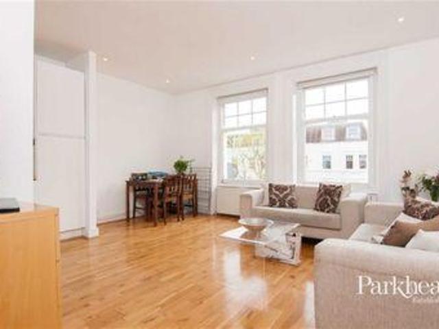 2 Bedrooms Flat for rent in Greencroft Gardens, South Hampstead, London NW6