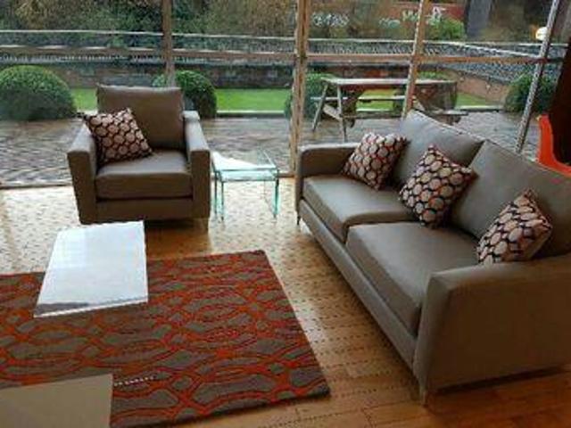 2 Bedrooms Flat for rent in Gresham Mill, South Hall Street, Salford M5