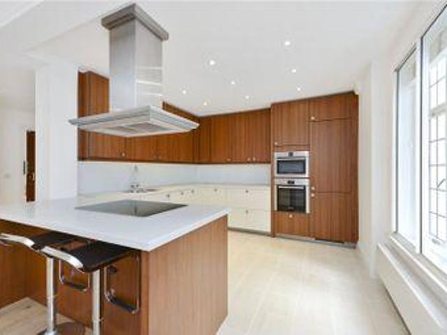2 Bedrooms Flat for rent in Grosvenor Court, 99 Sloane Street, London SW1X