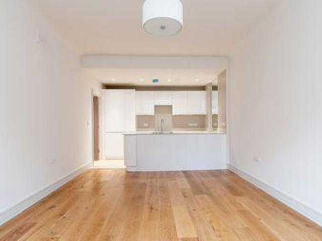 2 Bedrooms Flat for rent in Grove End Gardens, Grove End Road NW8