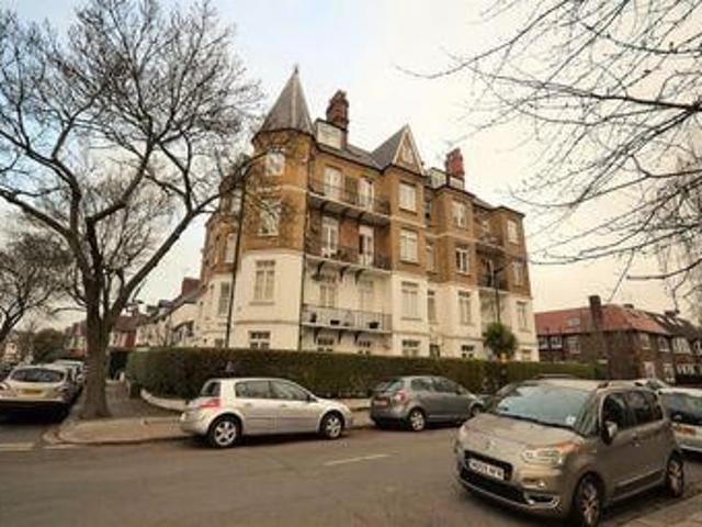 2 Bedrooms Flat for rent in Grove Park Terrace, London W4