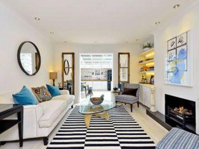 2 Bedrooms Flat for rent in Gunter Grove, Chelsea SW10