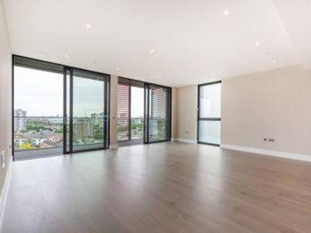 2 Bedrooms Flat for rent in Gwynne Road, Battersea, London SW11