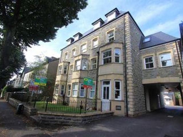 2 Bedrooms Flat for rent in Gwern Hafren, Severn Grove, Pontcanna CF11