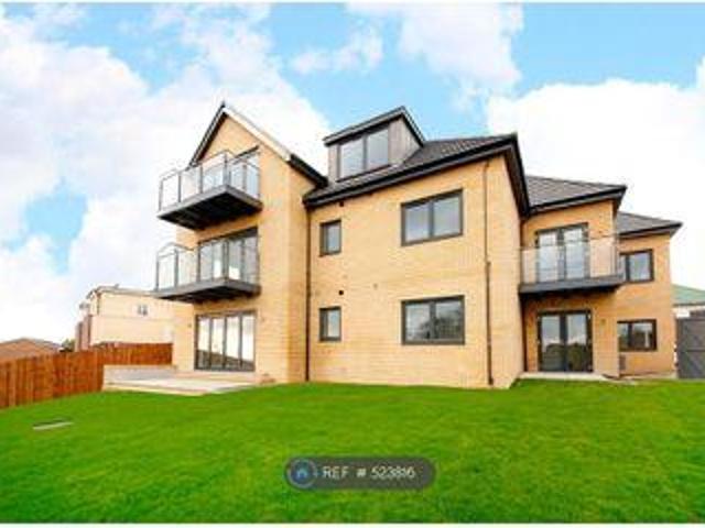 2 Bedrooms Flat for rent in Downsview Road, London SE19