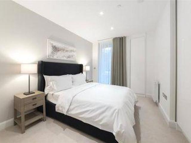 2 Bedrooms Flat for rent in Dockyard Lane, London E14