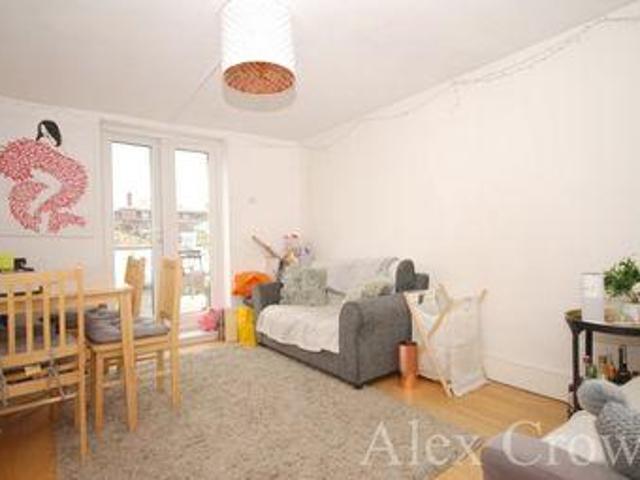 2 Bedrooms Flat for rent in Davenant Road, London N19