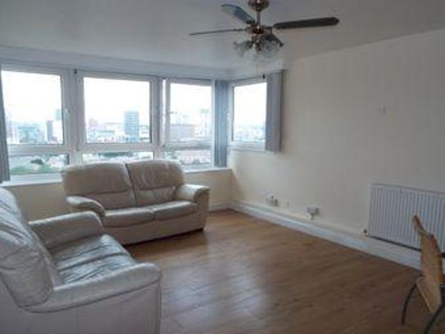 2 Bedrooms Flat for rent in David Lee Point, London E15