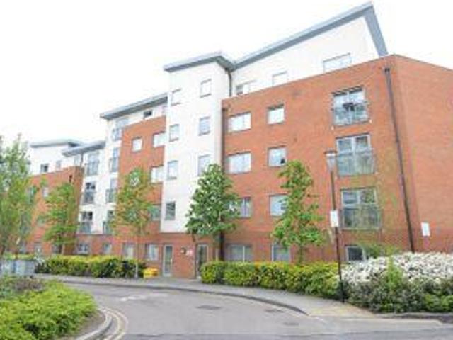 2 Bedrooms Flat for rent in Davy House, Charrington Place AL1