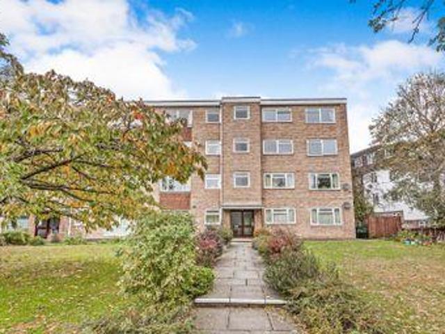 2 Bedrooms Flat for rent in Dacres Road, London SE23