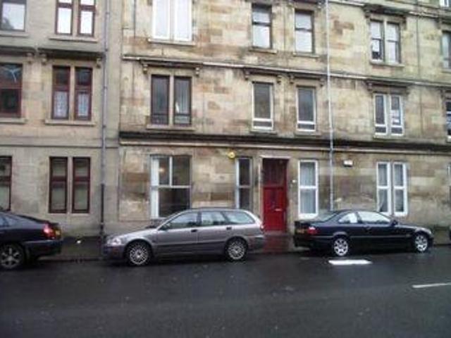 2 Bedrooms Flat for rent in Daisy Street, Govanhill, Glasgow G42