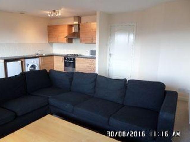 2 Bedrooms Flat for rent in Dalmarnock Drive, Bridgeton, Glasgow G40
