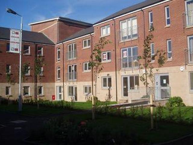 2 Bedrooms Flat for rent in Dalsholm Place, Glasgow G20