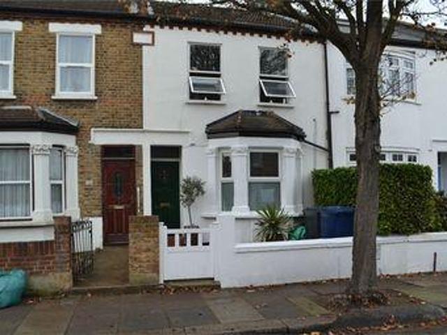 2 Bedrooms Flat for rent in Darwin Road, London W5