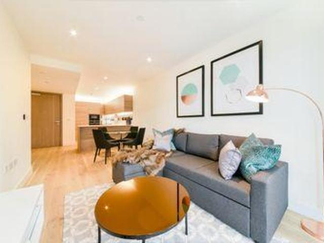 2 Bedrooms Flat for rent in Deveraux House, Royal Arsenal Riverside, Woolwich SE18