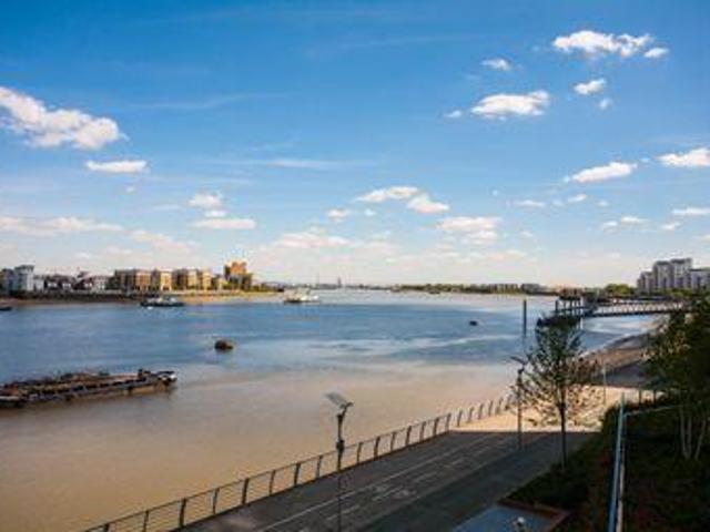 2 Bedrooms Flat for rent in Deveraux House, Royal Arsenal, Royal Arsenal SE18