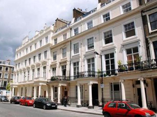 2 Bedrooms Flat for rent in Devonshire Terrace, Lancaster Gate, London W2