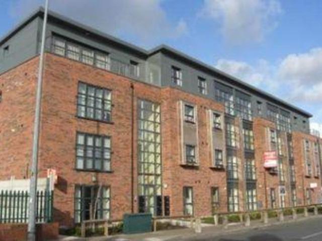 2 Bedrooms Flat for rent in Devonshire Point, Devonshire Rd, Eccles M30