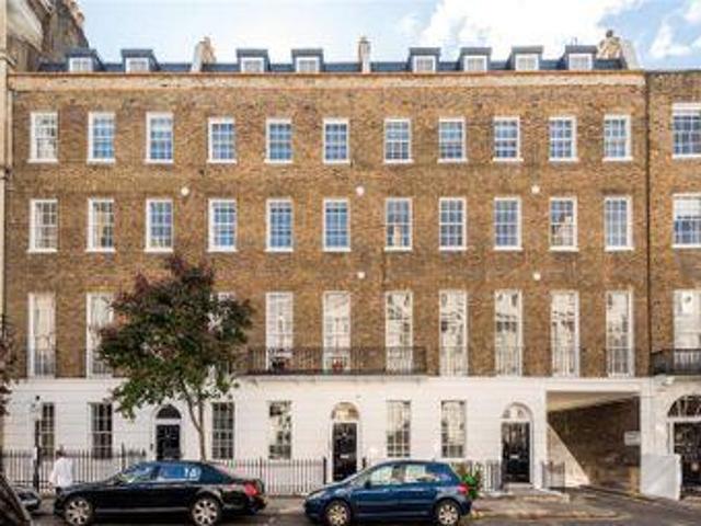 2 Bedrooms Flat for rent in Devonshire Street, London W1G